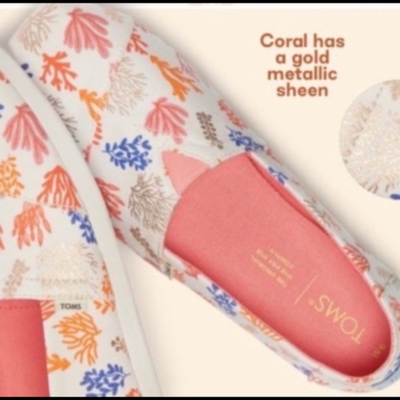 Toms | Shoes | Nwt Toms Coral Gold Foil Reef Print Alparagata Shoes ...